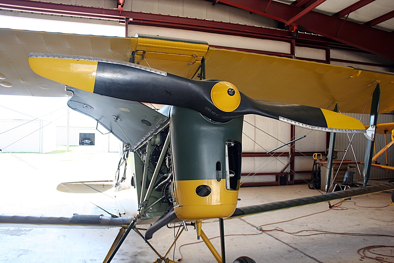 1943 DeHavilland Tiger Moth - Southern Wings Aircraft